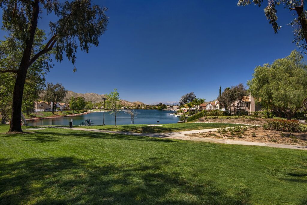 Bemus Landscape - Commercial Landscaping